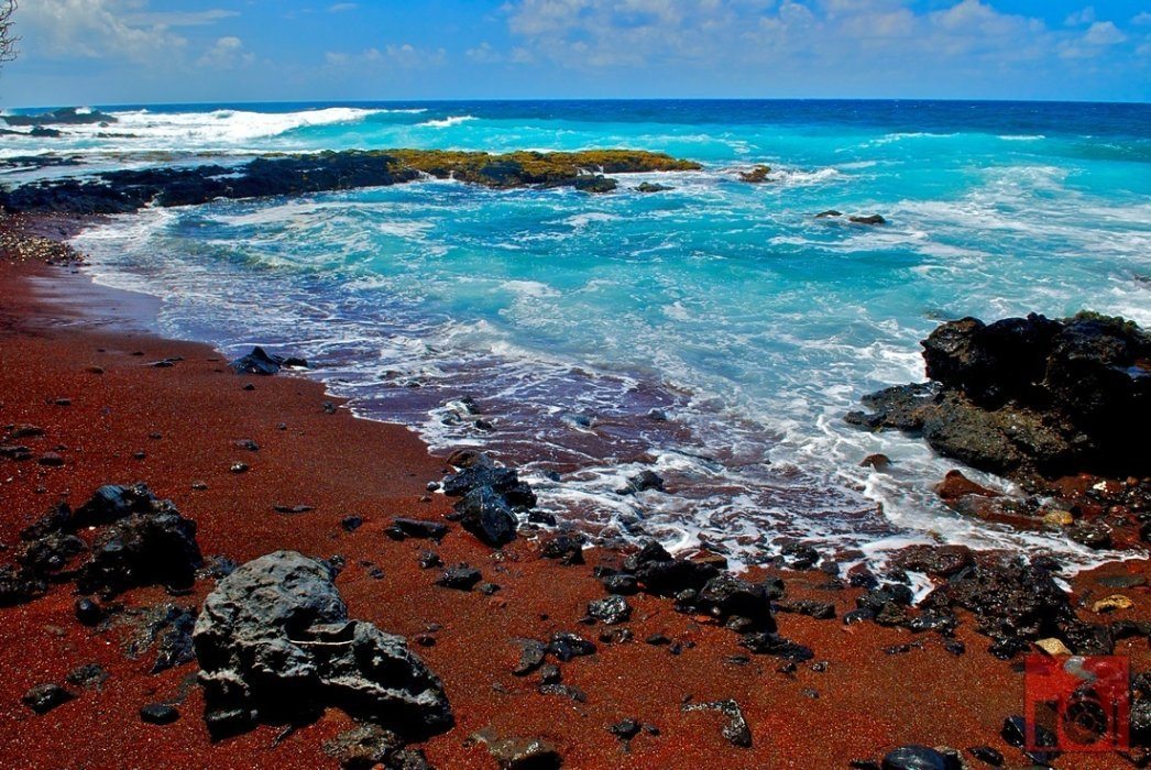 15 Unusually Colorful Beaches - Destination Tips