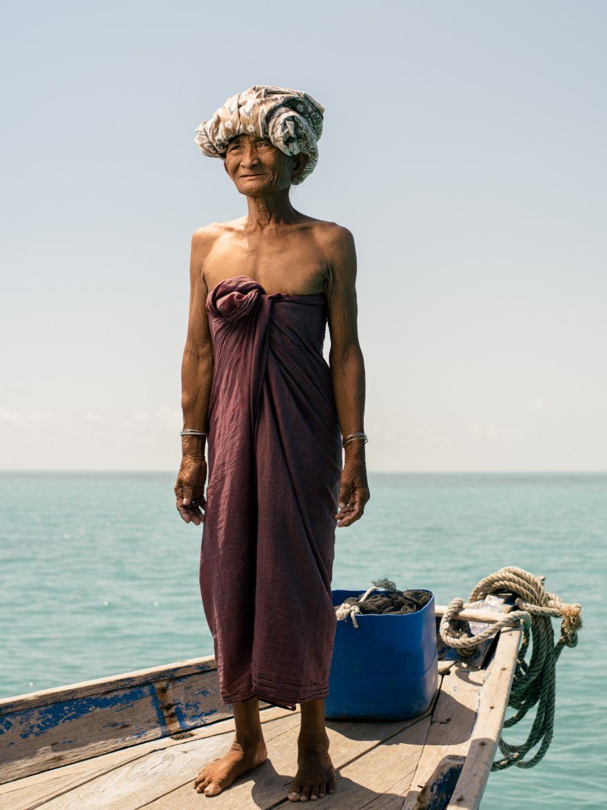 The Fascinating Waterworld of the Sama-Bajau Sea Gypsies - Destination Tips