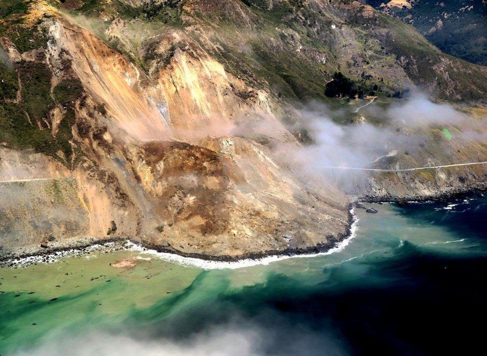 Landslide Covers Large Area of Highway Near Big Sur - Destination Tips