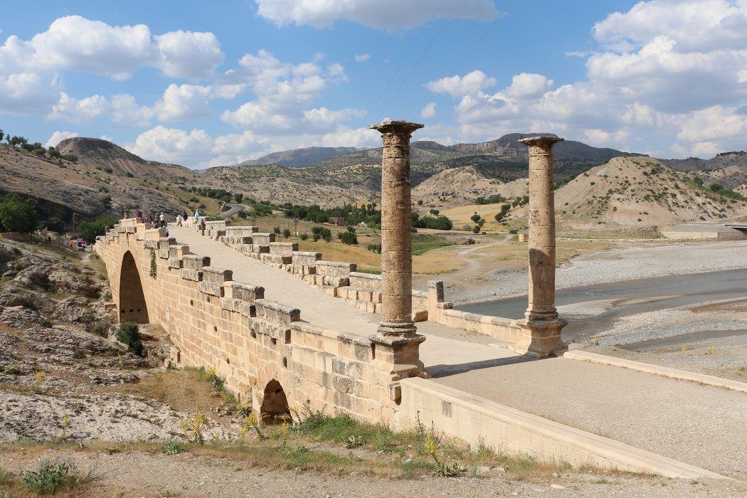 11 Bridges Built by the Ancients That Are Still Used Today ...
